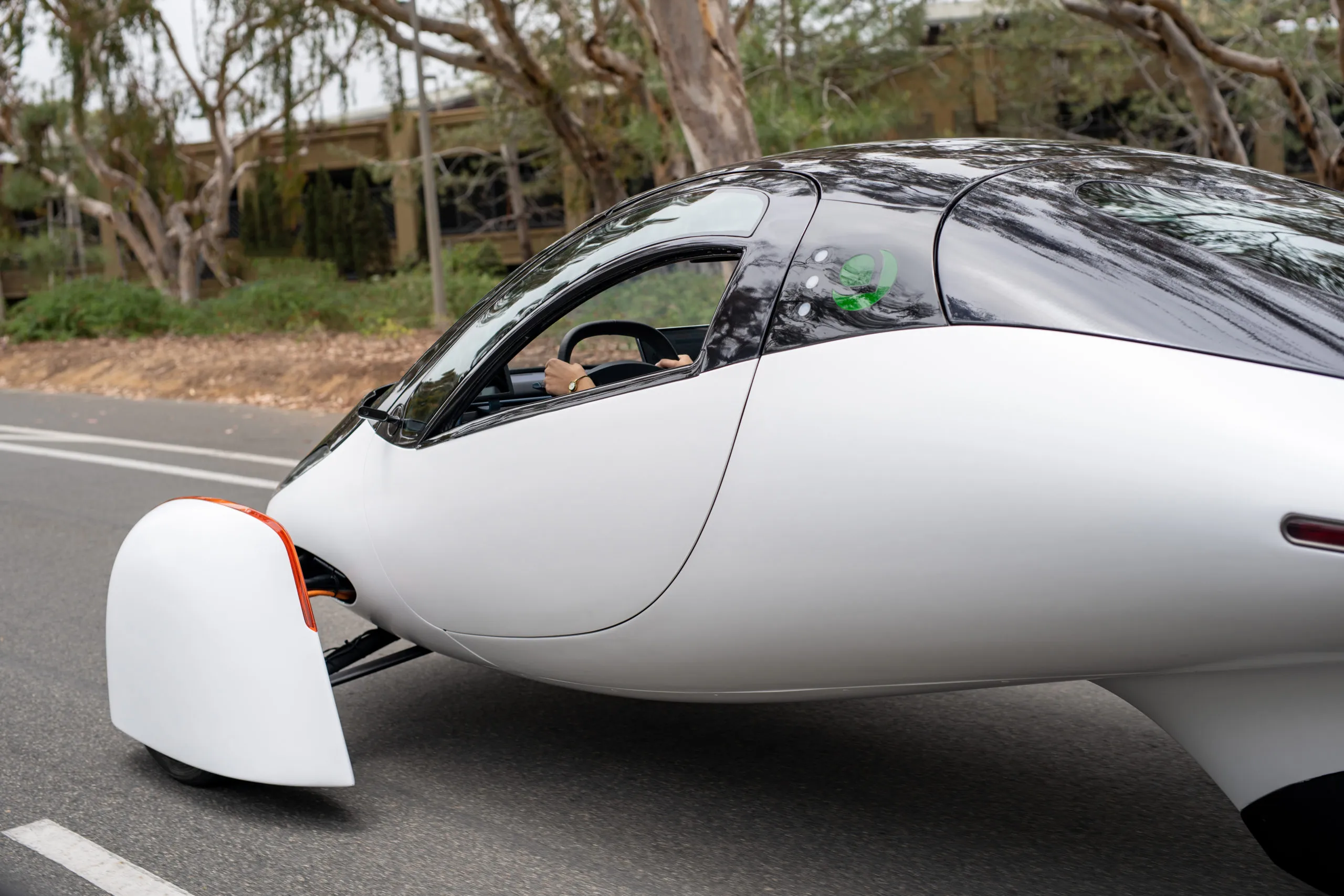 $26K solar car now has a factory — and will roll out this year ...